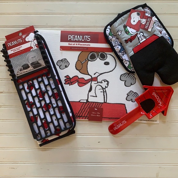 Peanuts | Kitchen | Peanuts Snoopy Ace Flyer Kitchen Bundle | Poshmark